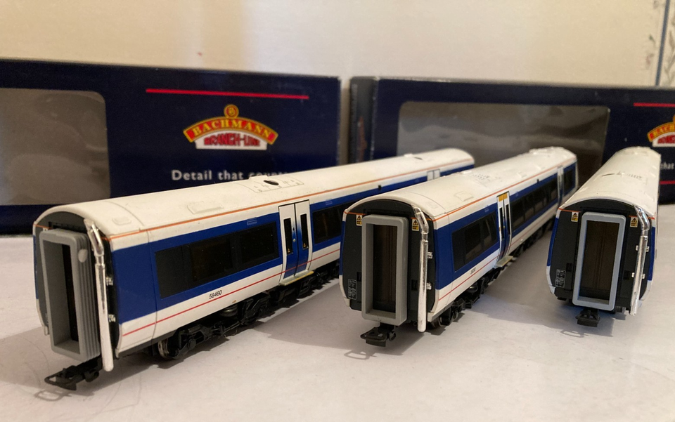 Bachmann 32-470 Class 168 DMU 3 Car Chiltern Railways MODIFIED FOR DCC ...