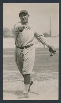 1920 CARL MAYS New York Yankees (Submarine Pitcher) Vintage Baseball ...