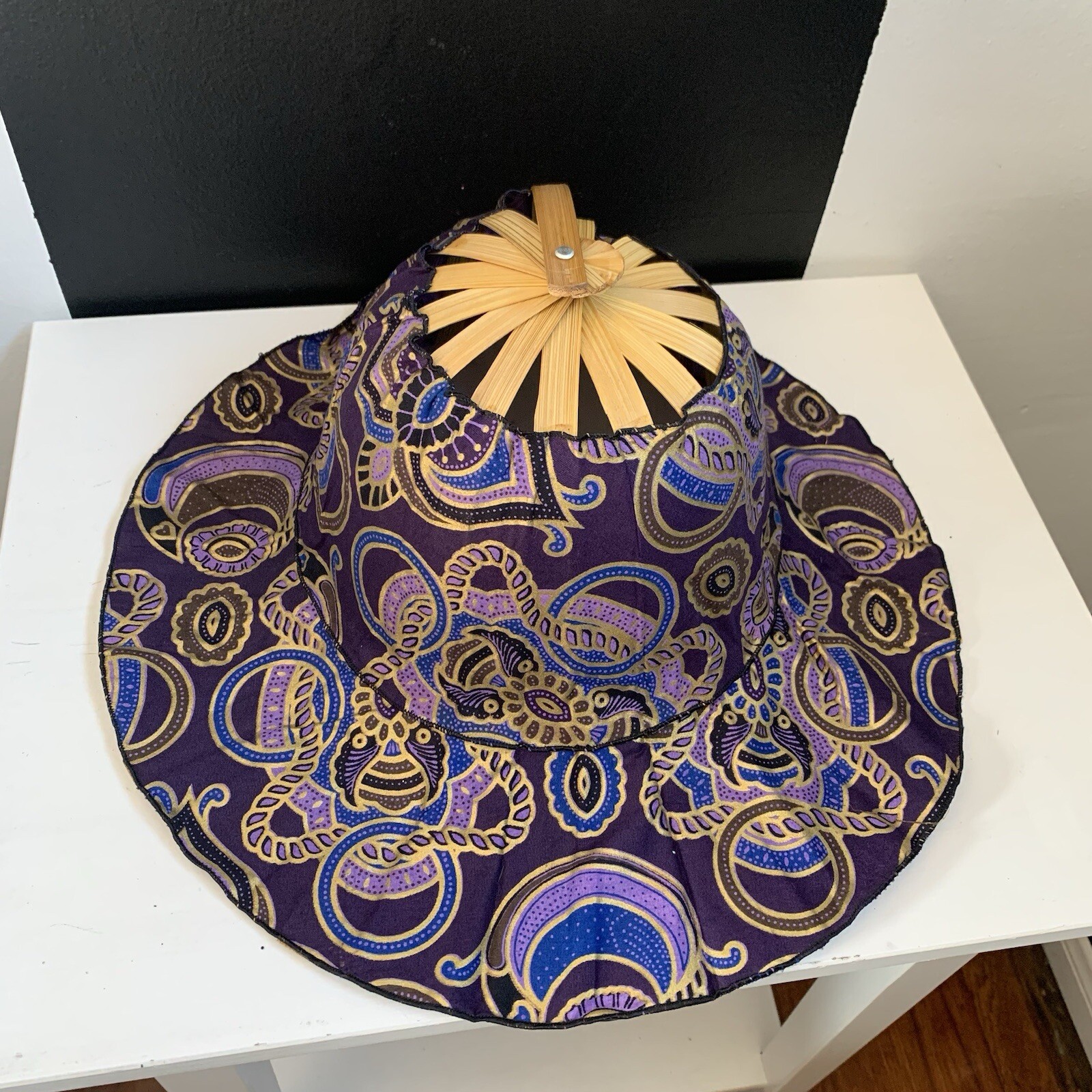 Vintage fold up purple Collapsible hat - Gem