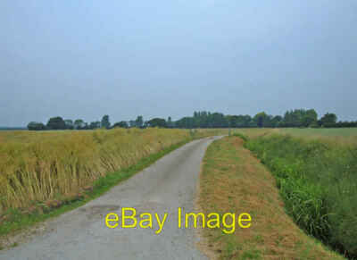 Photo 6x4 To Poplars Farm Nun Appleton Looking north up the farm road ...
