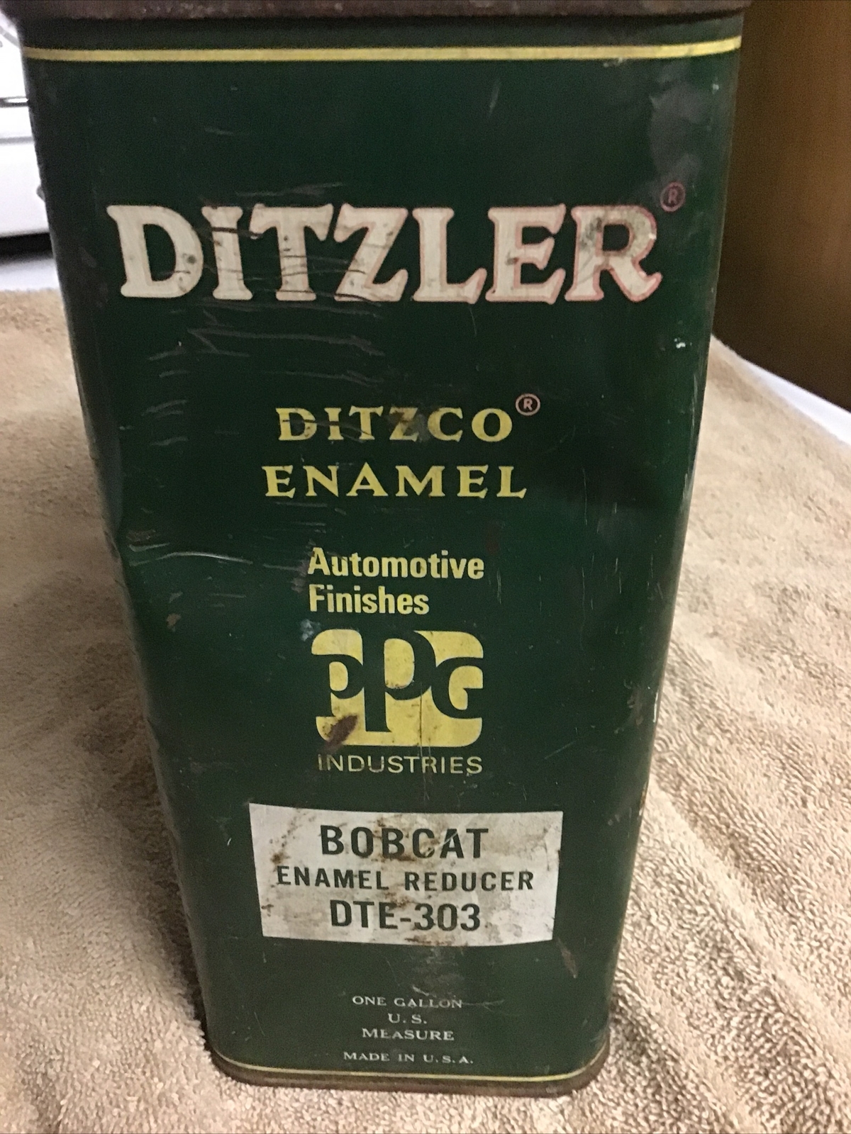 Vintage DITZLER Ditzco Enamel Bobcat Reducer Detroit Michigan one ...