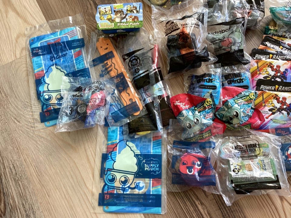 SEALED Lot Of 30 Sonic Wacky Pack Toys For Party Bags ~ Reward Box | eBay