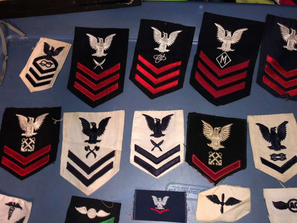 25 Different World War II To Present US NAVY Ranks & Rates Patches Lot ...