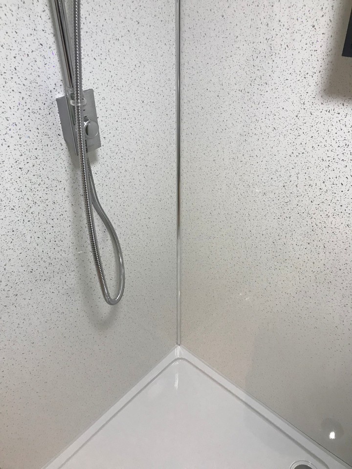 Splash Panels 1m x 2.4m Shower Panels Bathroom Plastic PVC Wall ...
