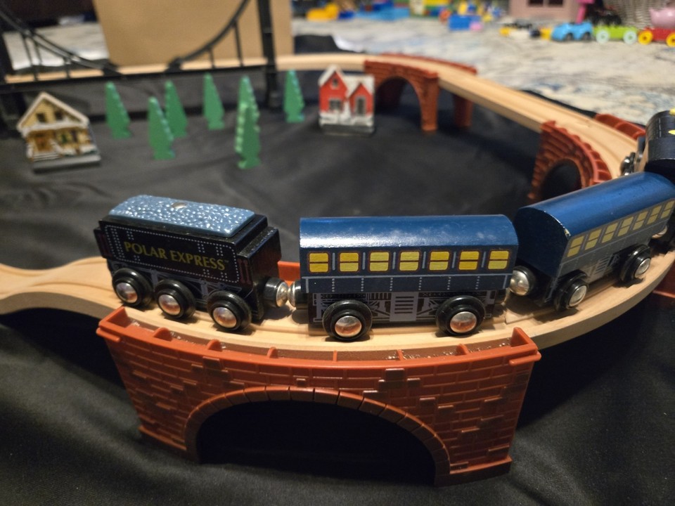 Imaginarium Wooden Railway Lionel The Polar Express Train Set | eBay