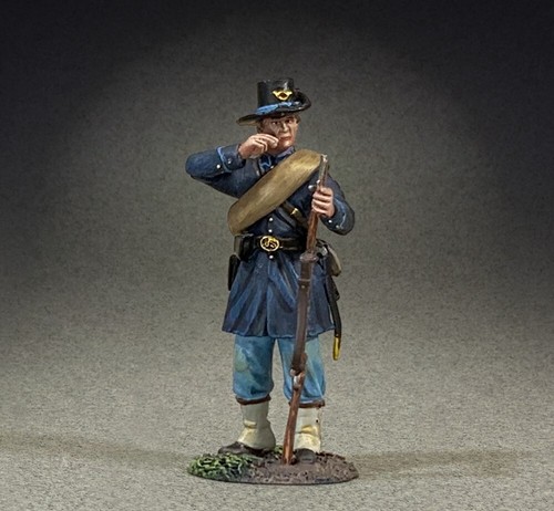 BRITAINS CIVIL WAR UNION 31413 UNION IRON BRIGADE STANDING LOADING ...