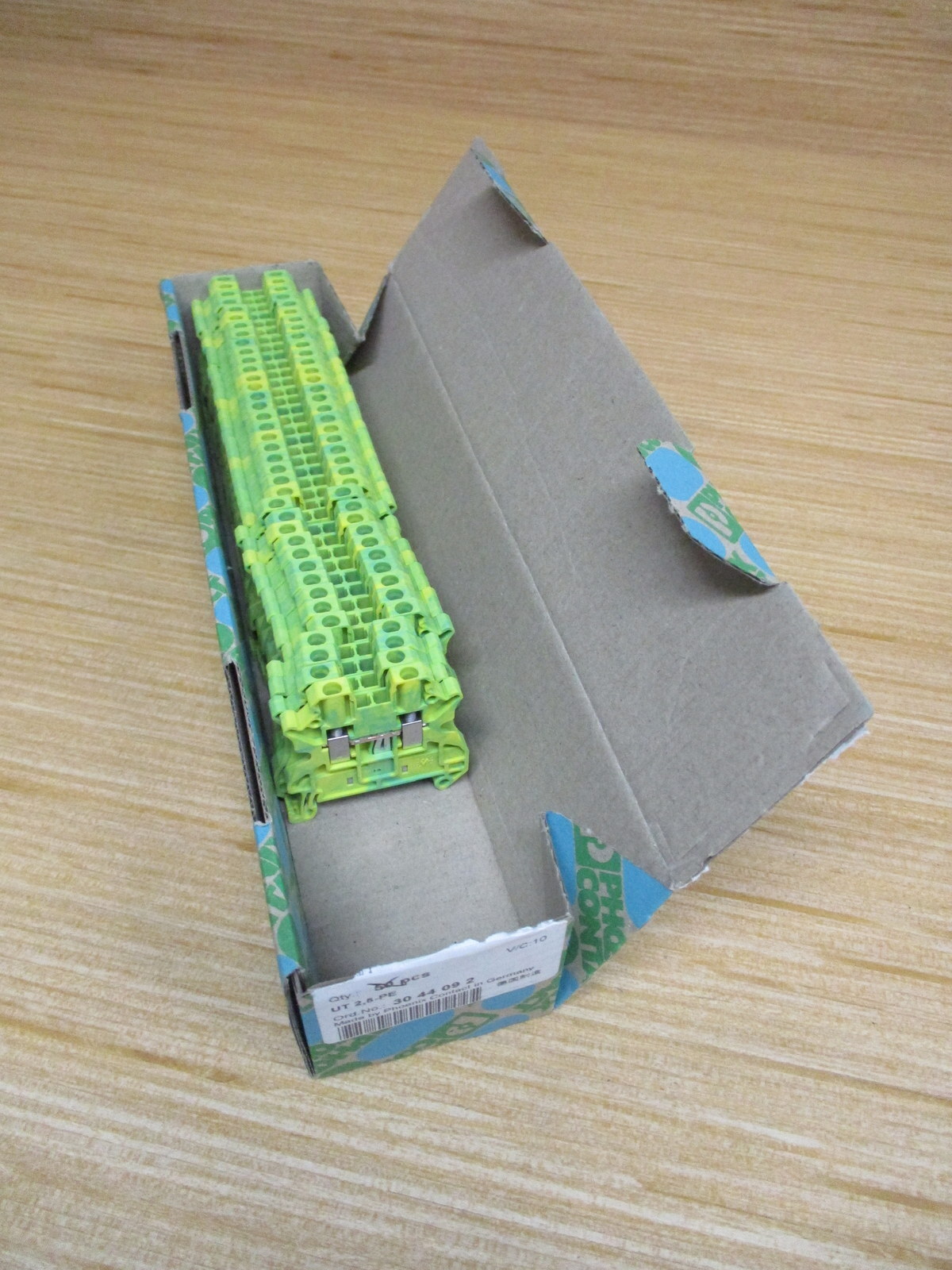 Phoenix Contact UT 2,5-PE Terminal Block 3044092 (Pack of 38) | eBay