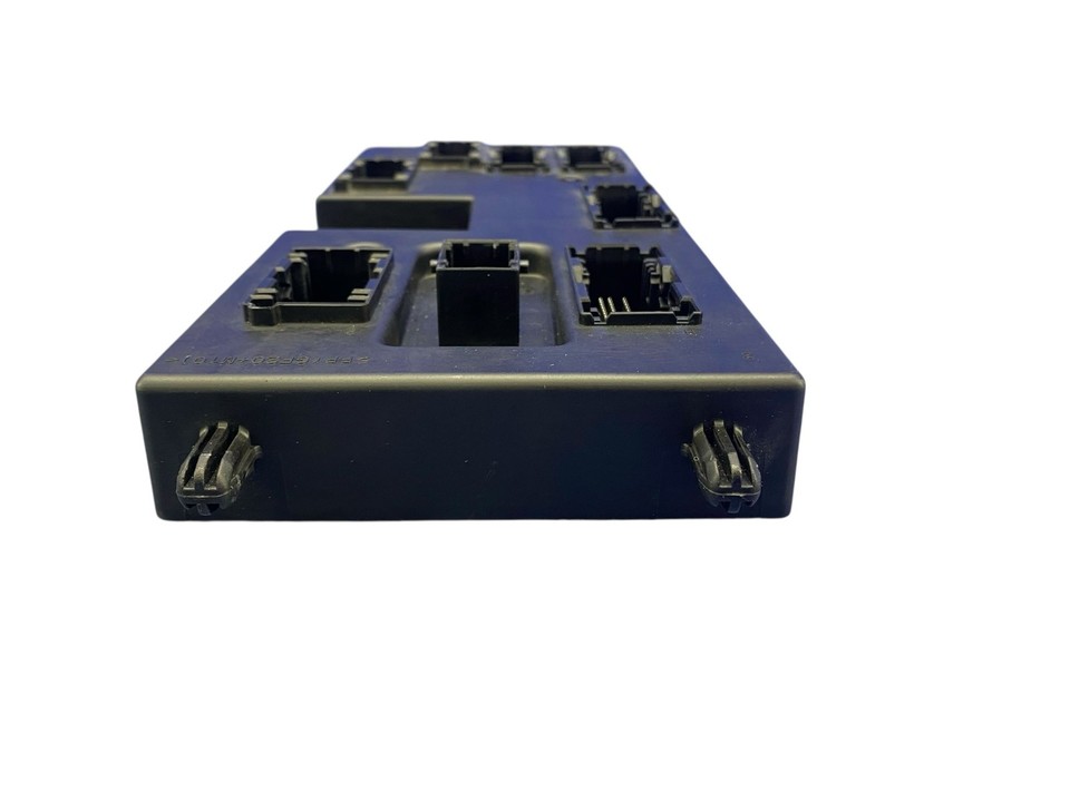 2018 LAND ROVER VELAR BODY FUSE RELAY CONTROL MODULE UNIT HPLA-14F041 ...