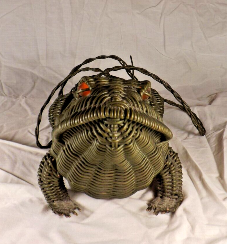1960s Wicker Green Frog Purse Basket w/Lid and Orange Marble Eyes | eBay