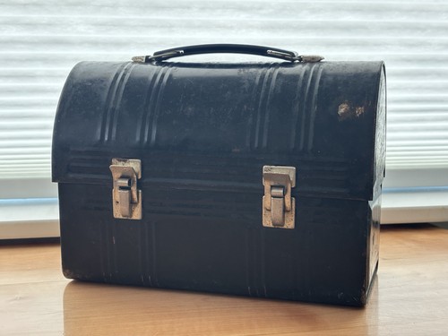 Stranger things Eddie Munson vintage Metal Black Lunch Box Nashville ...