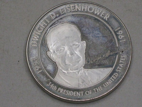 vintage DWIGHT D. EISENHOWER SUPREME ALLIED COMMANDER Coin medal token ...