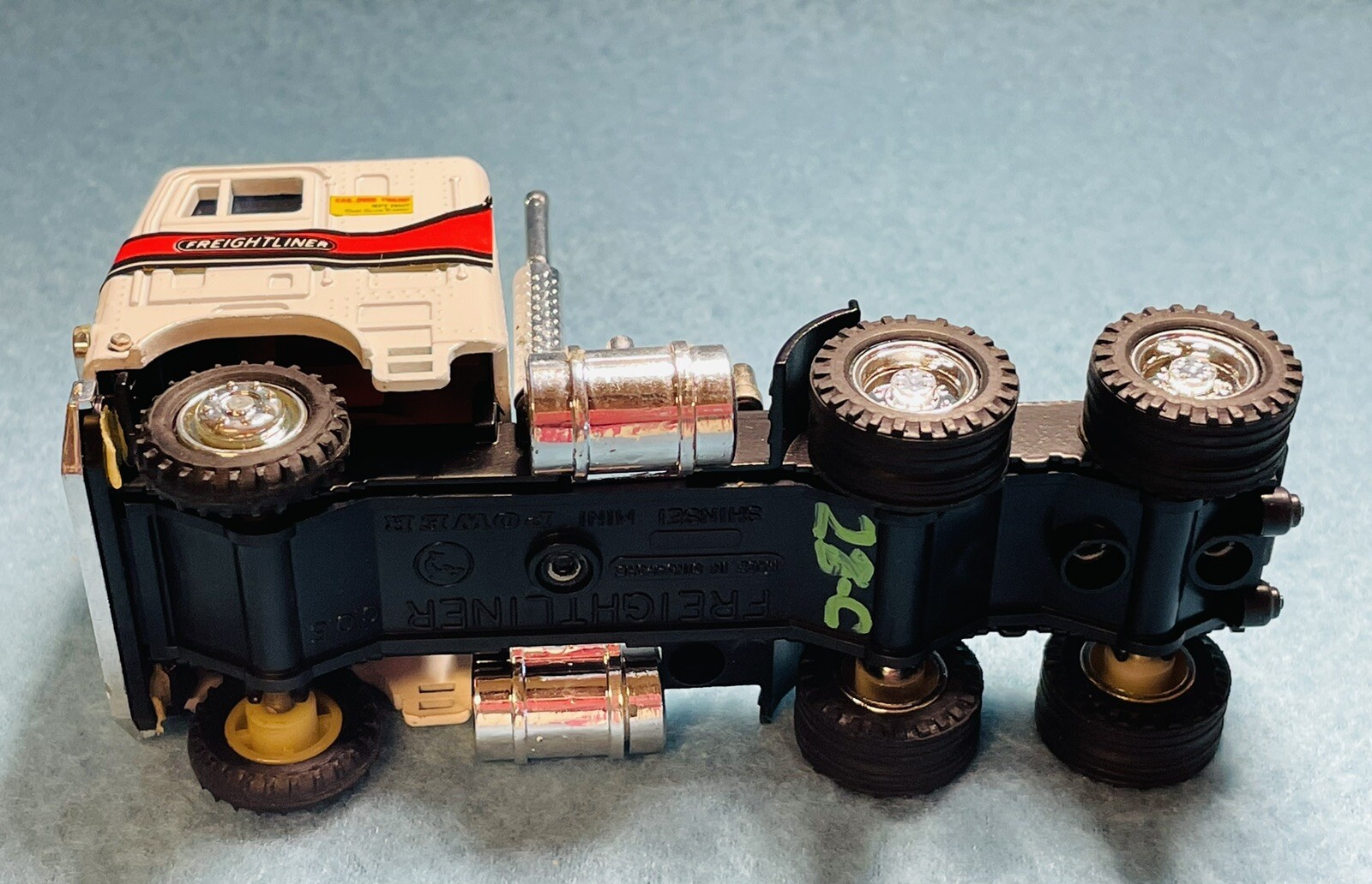 SHINSEI Mini Power 601 Truck Freightliner W/ Low-loader - Heavy Vehicle ...