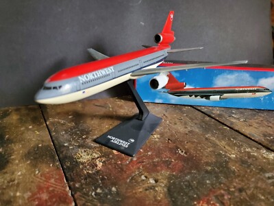 Flight Miniatures Northwest DC-10 McDonnell Douglas Plane 1:250 Plastic ...
