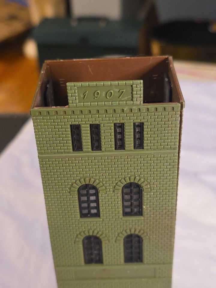 HO Scale Brick Multi Story Tall Brick Building "1902" Fully Assembled ...