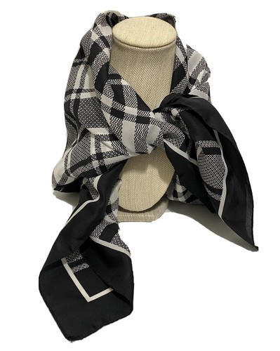 Vintage 1970s -1980s Liz Sinclair Plaid Checkered Scarf Black & White ...