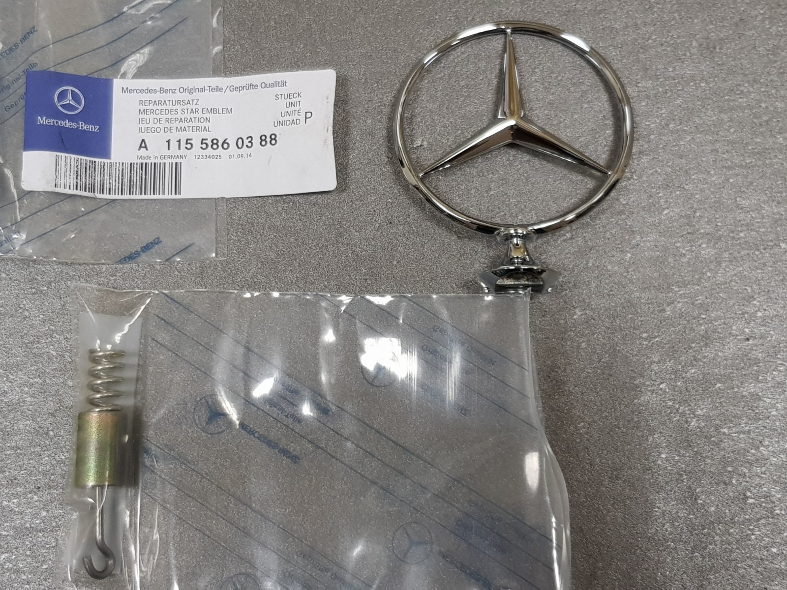 Mercedes-Benz W114 W115 W111 Front Grille Bonnet Badge Star Repair Kit ...