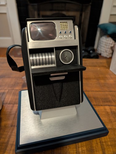 Star Trek Master Replicas TOS Tricorder ST-106 - COMPLETE & IN ORIGINAL ...