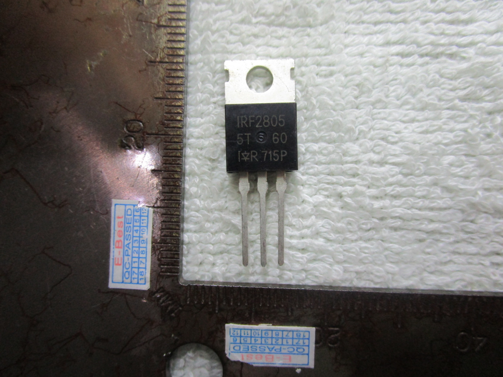 4pcs F2805 IRFZ805 IRF2B05 IRF28O5 IRF280S IRF2805 IRF2805PBF TO220-3 ...