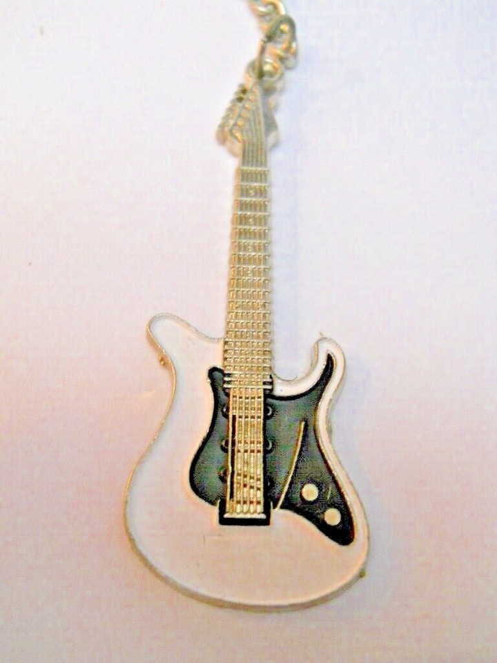 4 ½" White & Black Electric Guitar Keychain Stratocaster Style Body USA ...