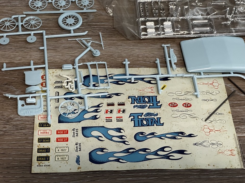 VINTAGE AMT 1927 MODEL T FORD 2N1 MODEL KIT 1/25 OPEN BOX SEE PICS | eBay