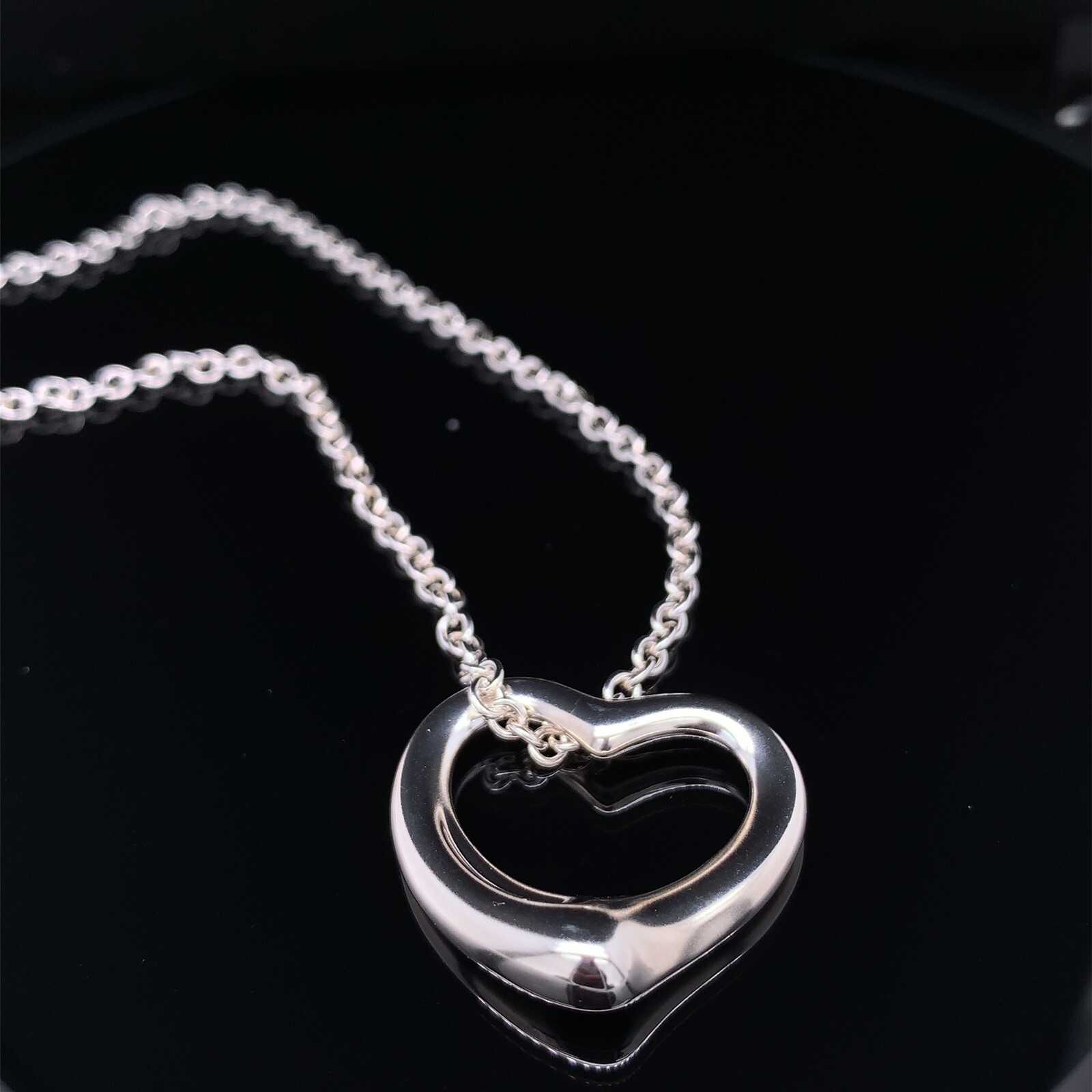 100% AUTHENTIC TIFFANY & CO. "OPEN HEART NECKLACE" IN… - Gem