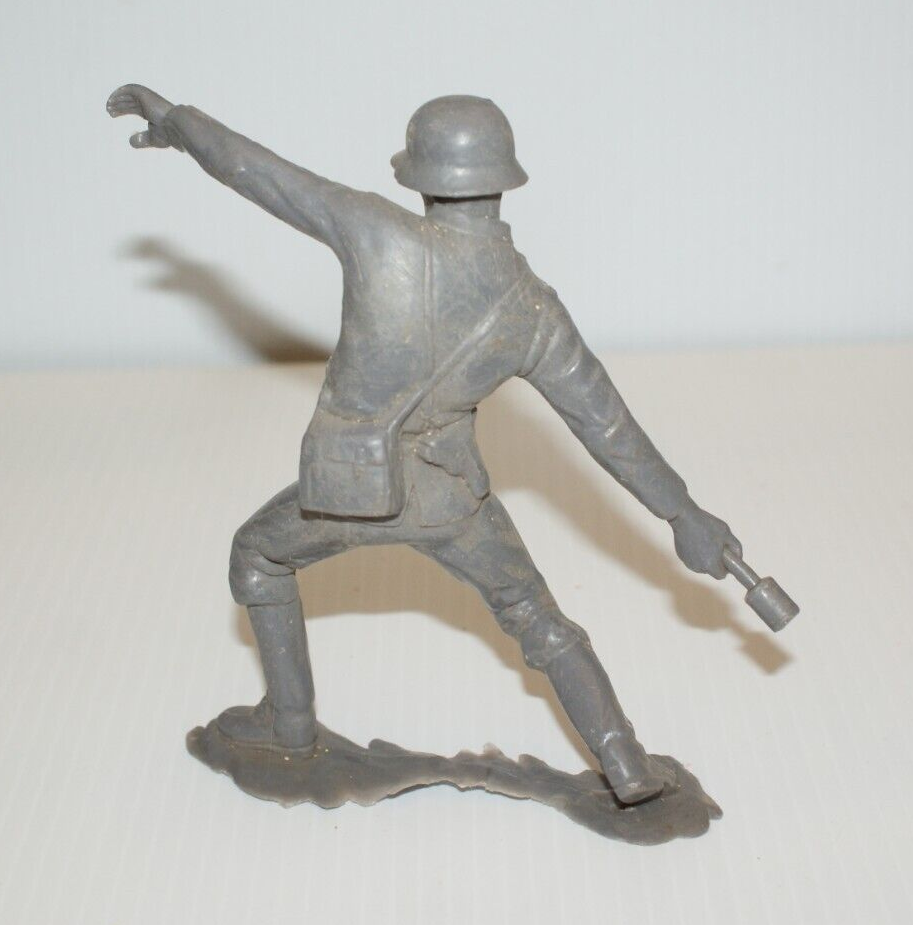 1963 Louis MARX Figurines 5 - 6" German WWII Soldiers Set of 6 Military ...