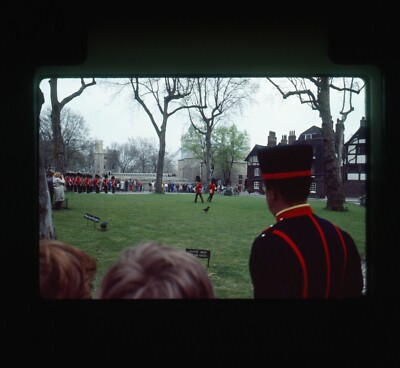 1984 London Queen Royal Guard Photo Stunning Capture 35mm Slide ...