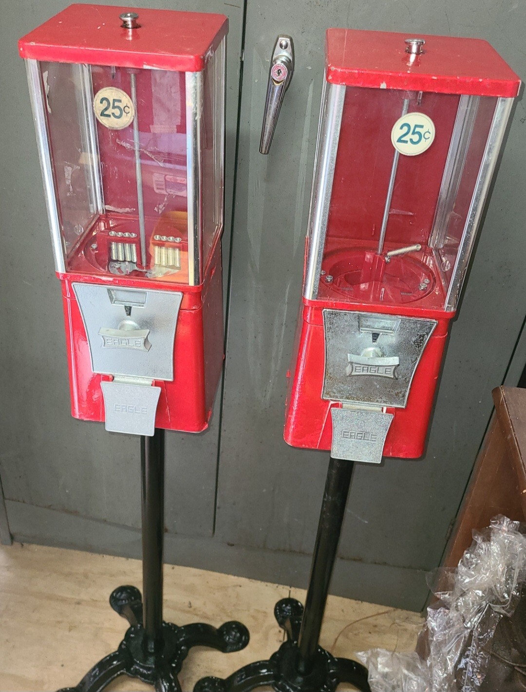 2 EAGLE gumball machines (no keys) | eBay