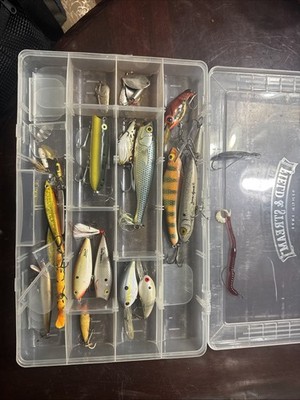 Over 20 Pulse Fishing Lures All In Excellent Shape | eBay