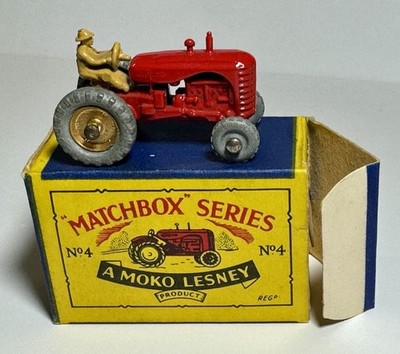 1957 Moko Lesney Matchbox 1-75 No 4B Massey Harris Tractor with MW B2 ...