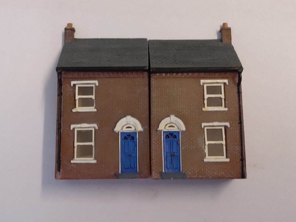 Lyddle End N Gauge Low Relief Buildings X 2 | eBay UK