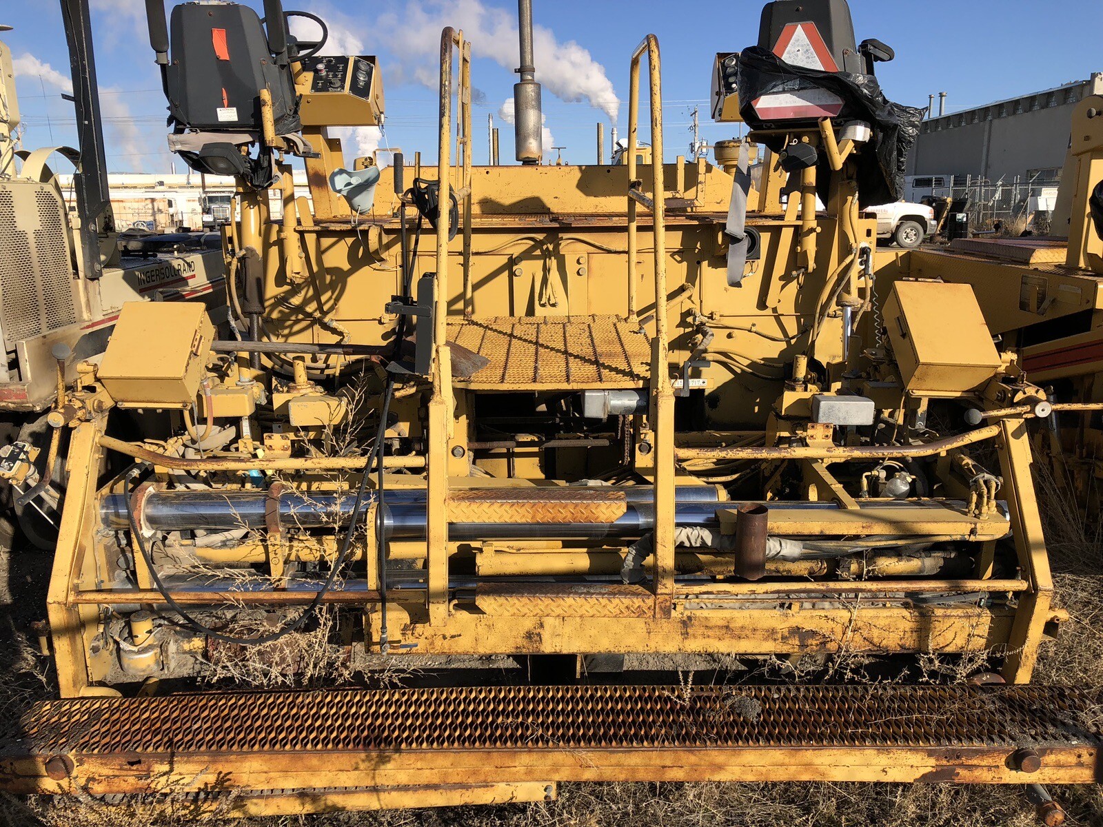CATERPILLAR AP-1050 ASPHALT PAVER | eBay
