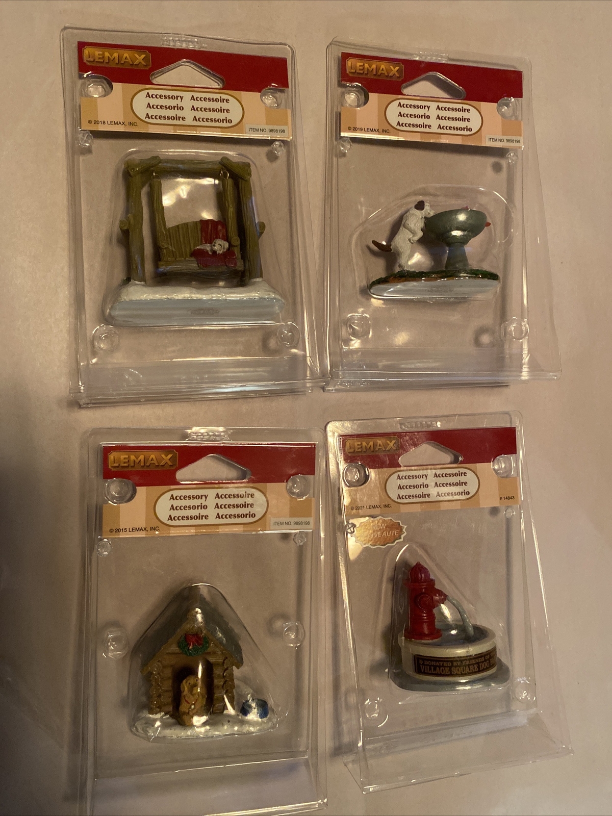 Lemax Mixed LOT -Holiday Village Accent -Set Of 4 Decorative Dog Pieces ...