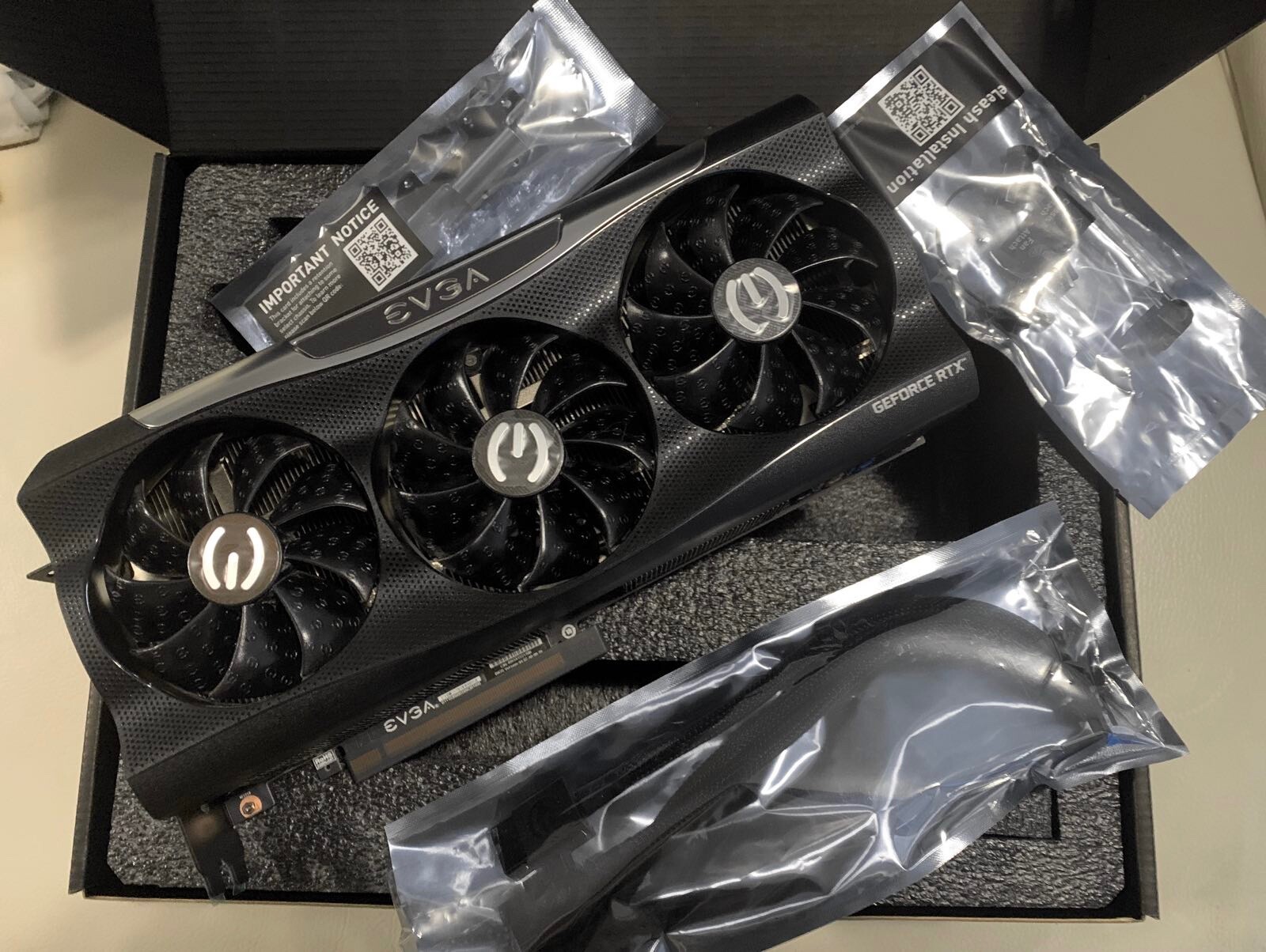 EVGA GeForce RTX 3090 Ti FTW3 BLACK GAMING 24GB GDDR6X Graphics Card ...