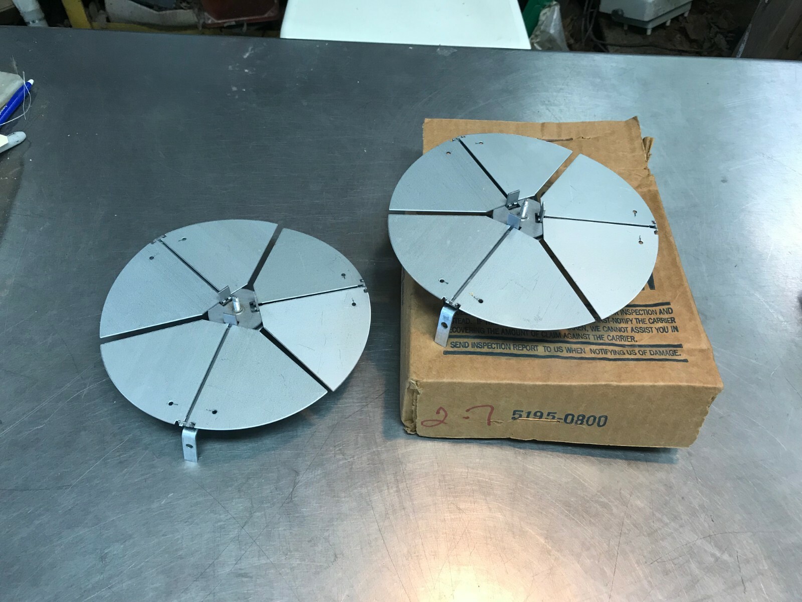 TITUS D75 08XRND DAMPER 8" ROUND ADJUSTABLE VENT AIR DIFFUSER 5195-0800 ...