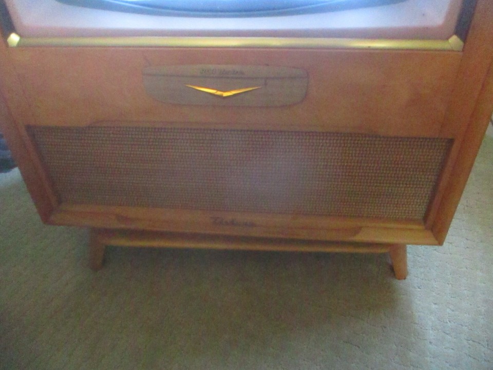 1952 RCA Victor Swivel Television 27" Restored UHF VHF Phono Blonde ...