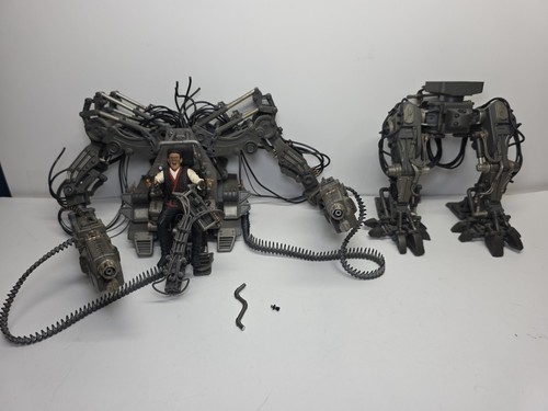 The Matrix McFarlane Mifune's Last Stand Deluxe BROKEN PLEASE LOOK AT ...