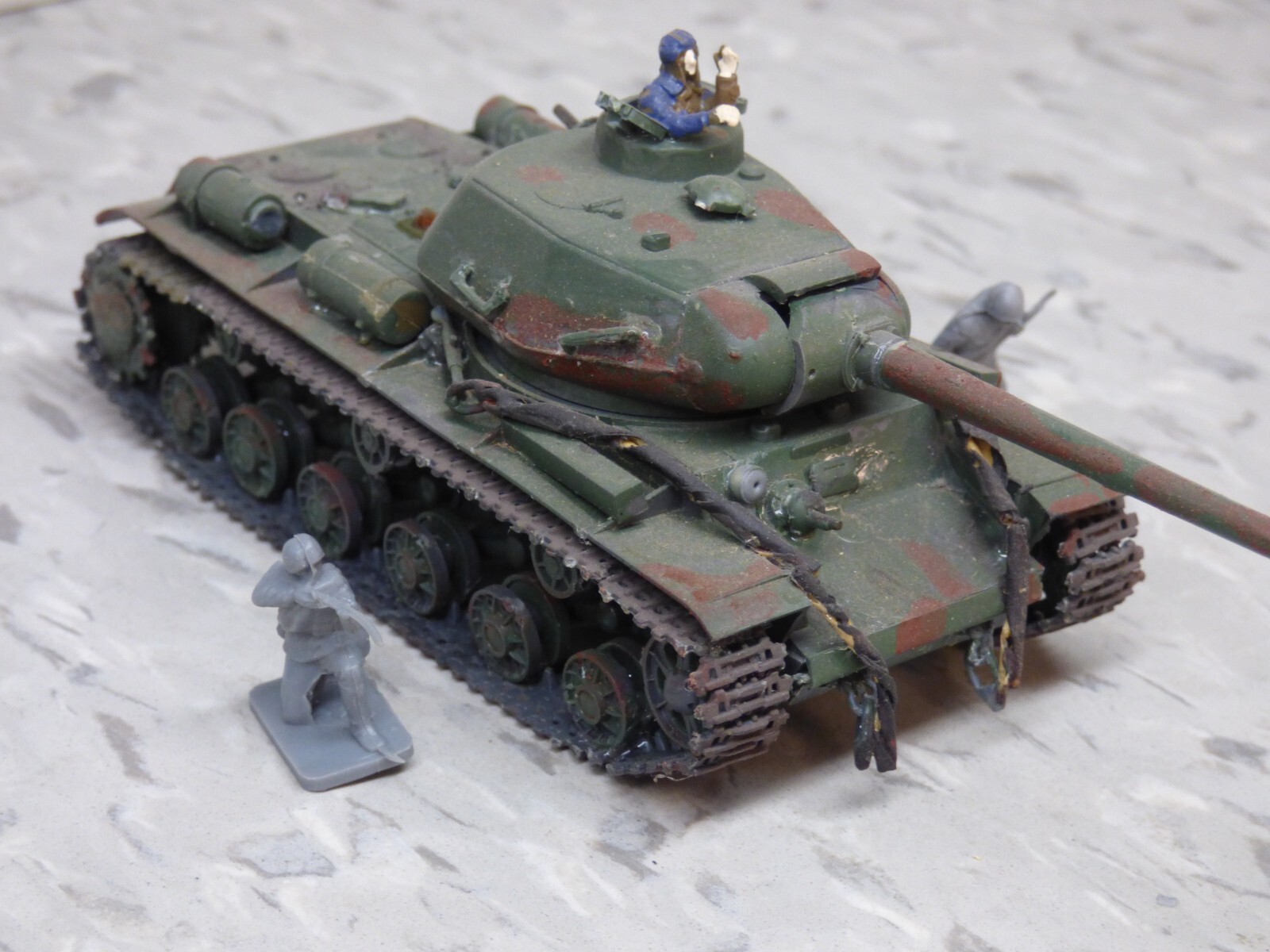 1/72 Unbranded WWII Russian IS-2 Heavy Tank & Airfix Soldiers Lot#1088A ...