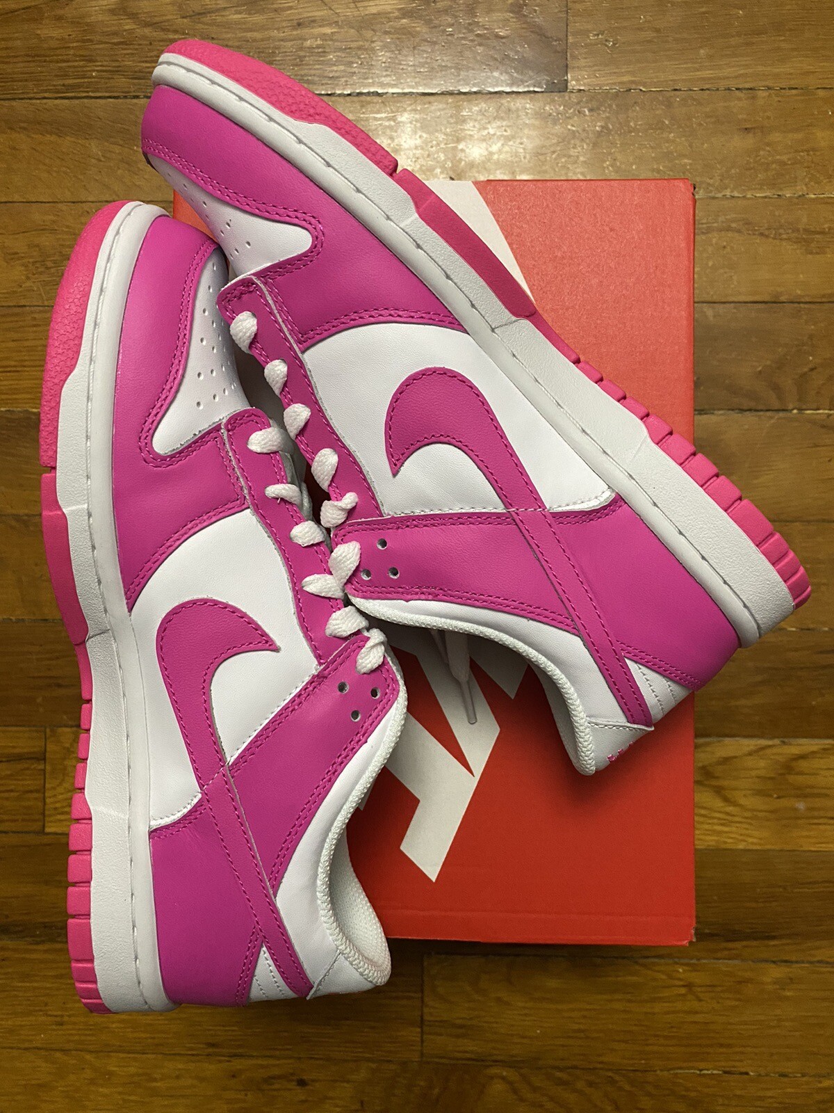 Size 6.5Y / 8W - Nike Dunk Low Laser Fuchsia Barbie Pink GS - SHIP ...