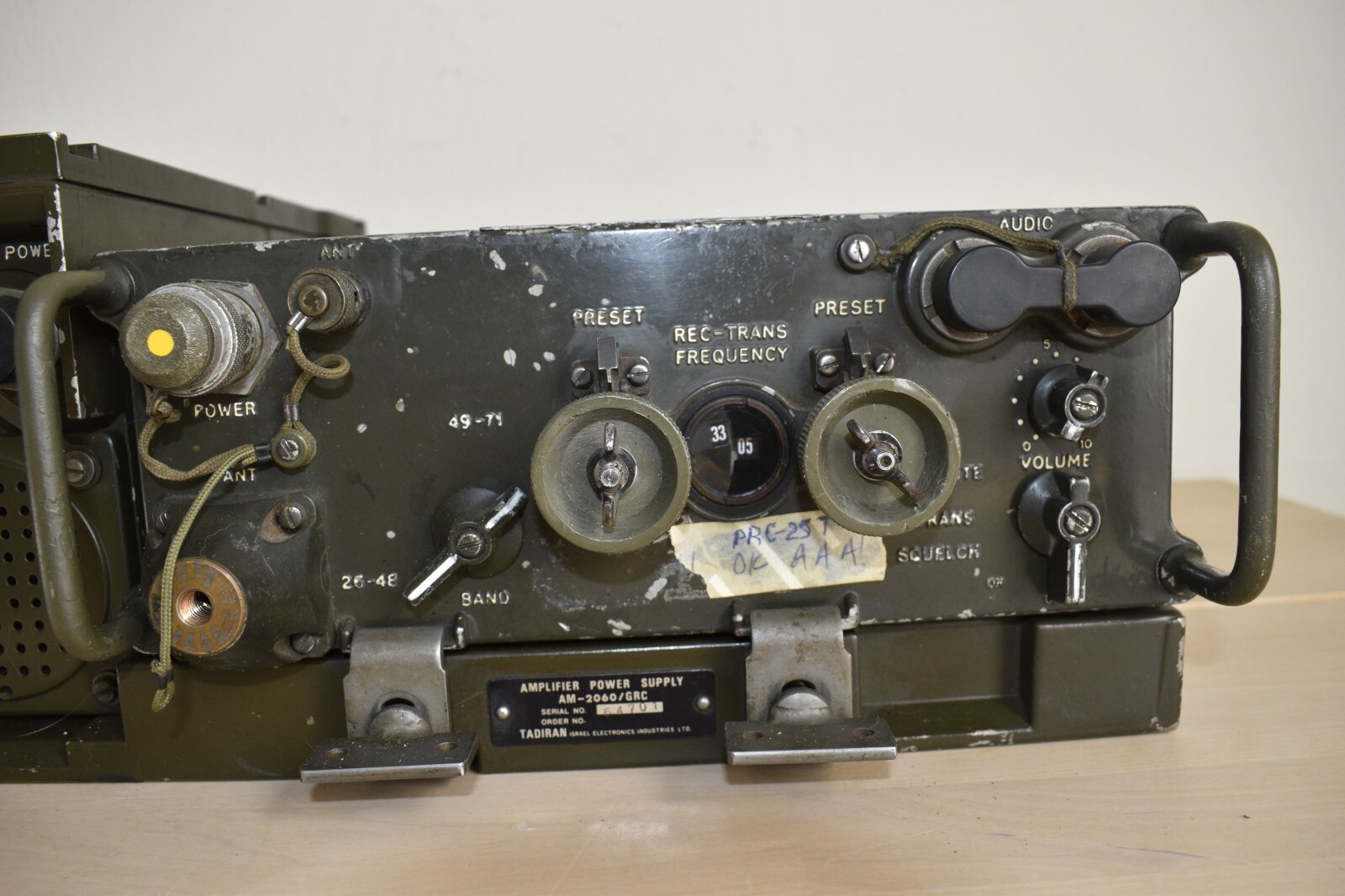 *WORKING* PRC-25T MILITARY RADIO WITH AMPLIFIER POWER SUPPLY UNIT AM ...