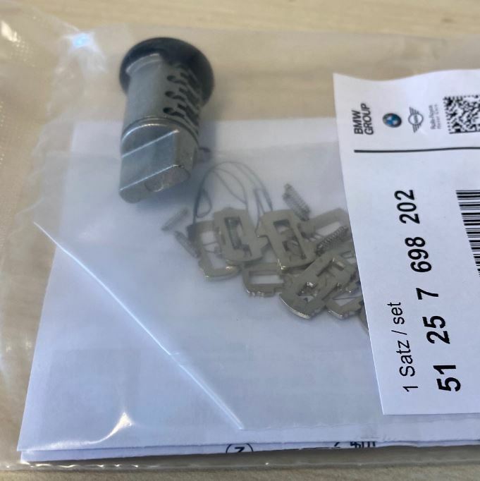 Original BMW Motorrad Reparatursatz Schliesszylinder Vario-Koffer ...