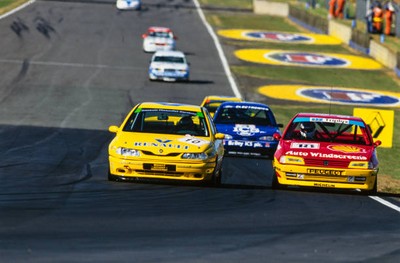 Alain Menu Renault Dealer Racing Renault Laguna battles with Patri- Old ...