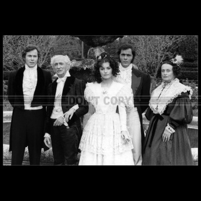 Photo F.015450 YVES FAVIER MADELON VIOLLA BACRI RAYMONDE AUBRAY LA ...