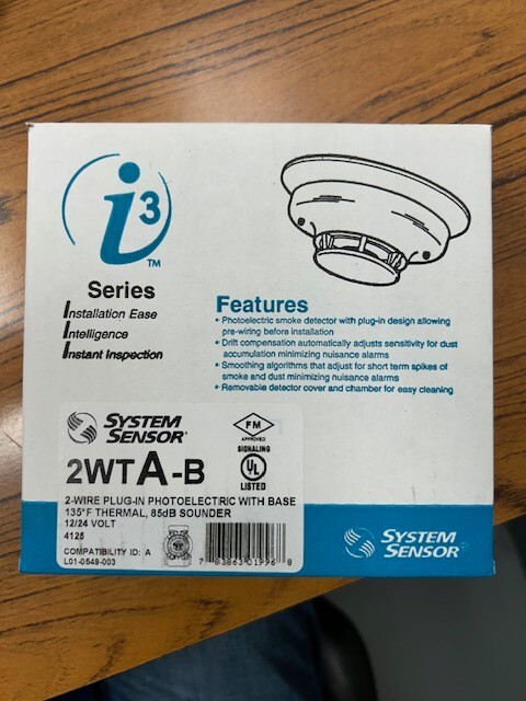 Lot of 2WT A-B System Sensor | 2 Wire Plug-In Photoelectric Smoke ...