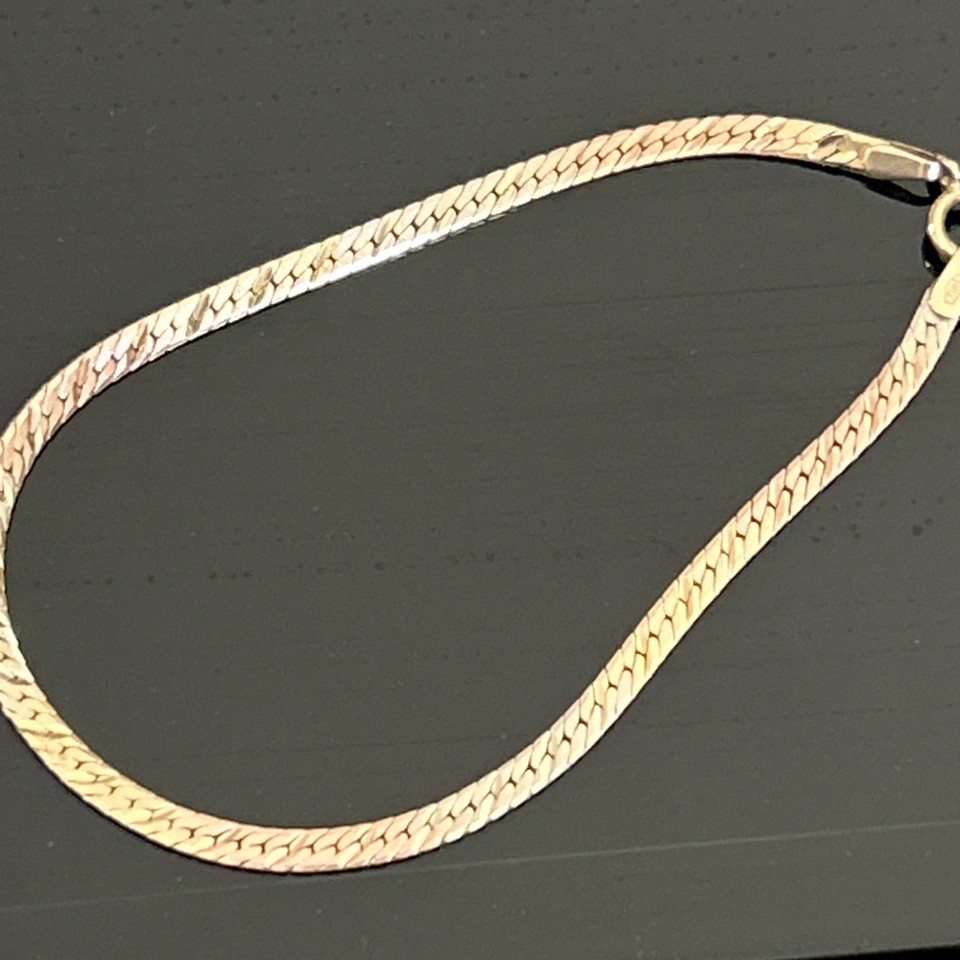 Tri-Color 14kt Gold Textured Chevron Bracelet Italy. 3.12g, 7.25" L ...