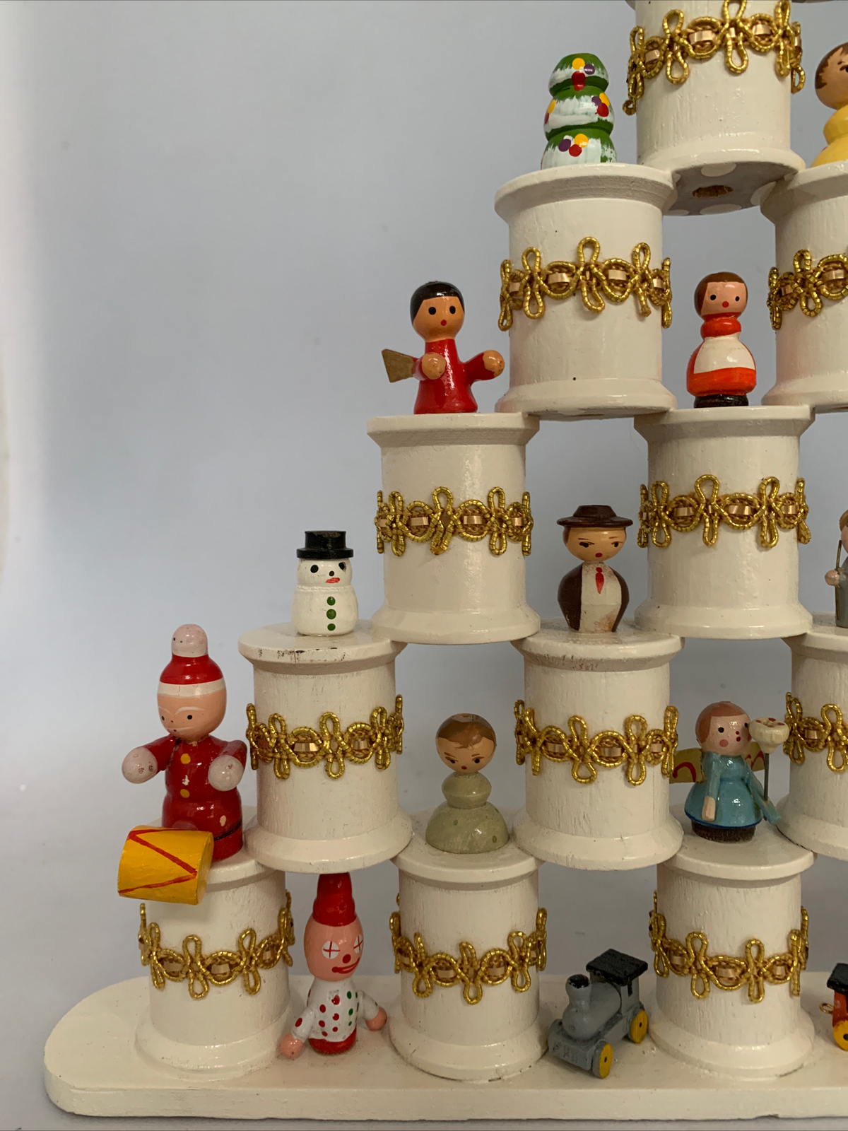 Vintage Wood Spool Christmas Tree With Miniature Wooden Ornaments. | eBay