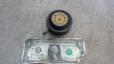 VINTAGE " BLACK FLAG " TIN INSECT POWDER PUFFER | eBay