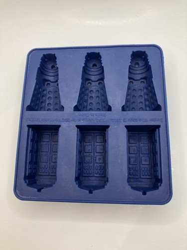 Doctor Who Tardis & Dalek Ice Cubes Ice Tray Candy Chocolate Jelly Mold ...