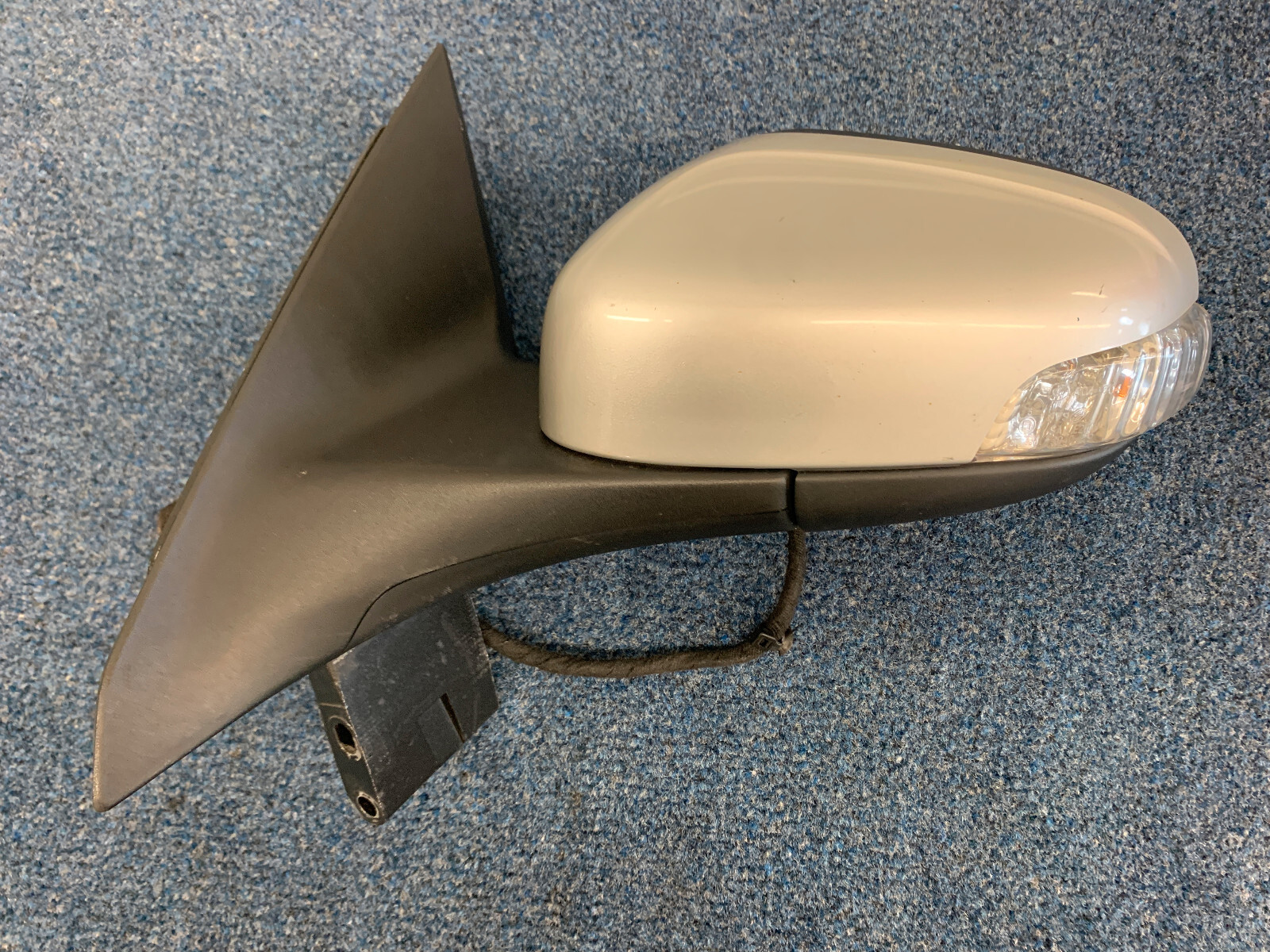 08-13 Vovo C70 Left Drivers Side View Mirror 426 Silver 30779733 | eBay
