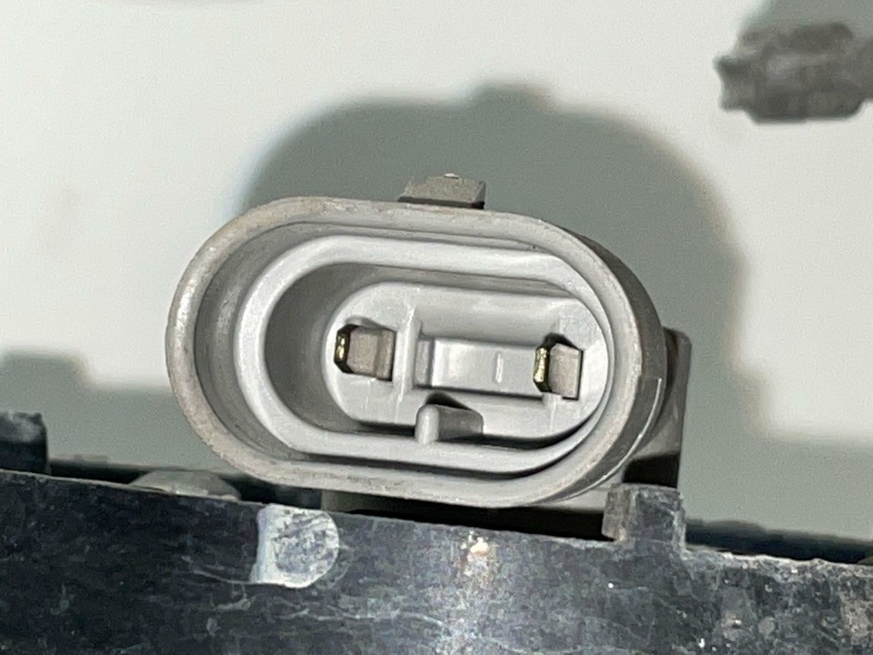 2001 Chevy S10/S15 OEM Right Hand Passengers Side Halogen Headlight ...